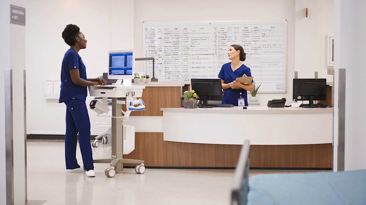 Migliora i risultati con il modello EMR HIMSS e le giuste soluzioni ...